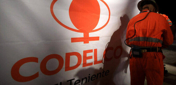 Trabajadores de Codelco en estado de alerta ante exigencia de devolver ...
